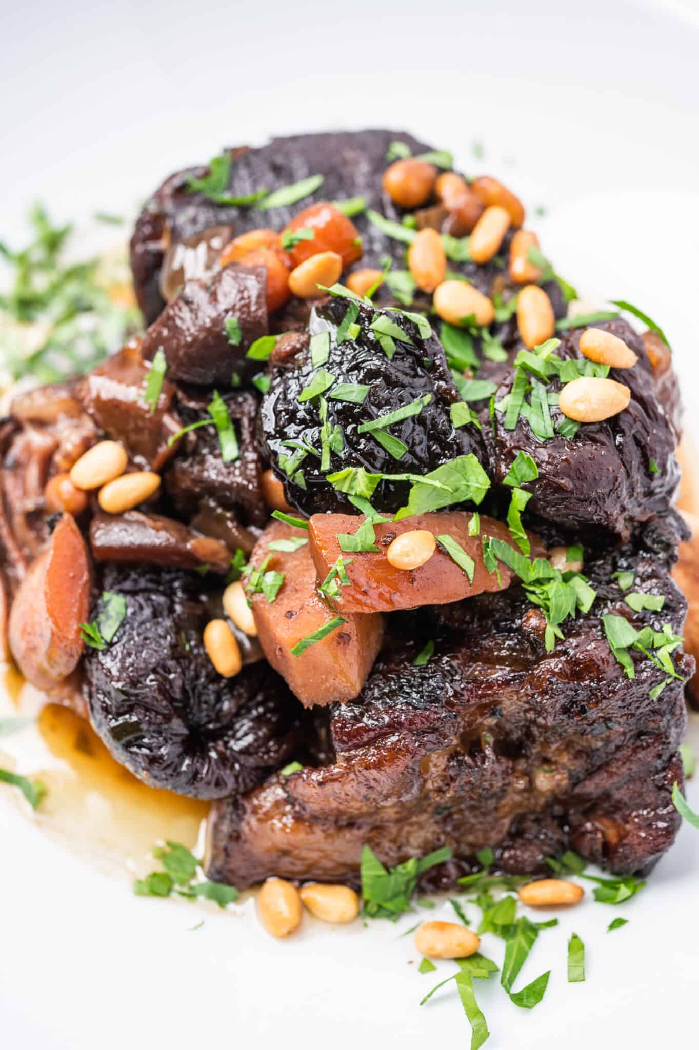 Stephanie Cmar's Braised Short Ribs Recipe - California Prunes